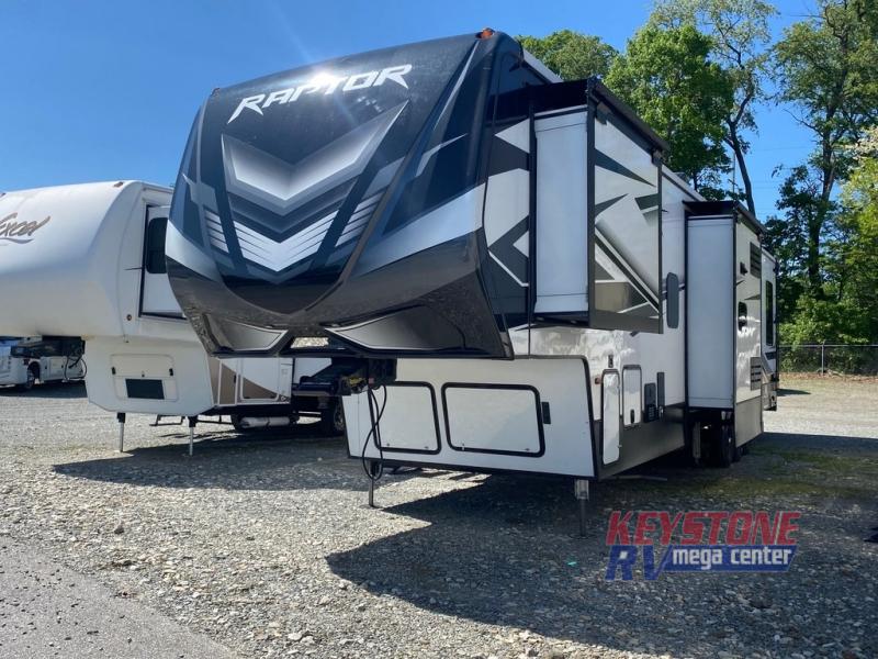 Used 2021 Keystone Raptor 415 for sale in Greencastle, PA