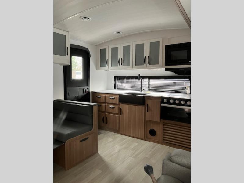 New 2025 Keystone RV Passport Super Lite 2450RK Travel Trailer at ...