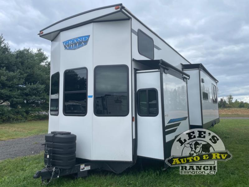 Used 2023 Forest River RV Salem Grand Villa 42VIEW Destination Trailer ...