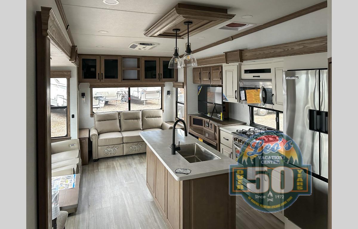 New 2024 Alliance RV Paradigm 380MP Fifth Wheel at Leo’s Vacation ...