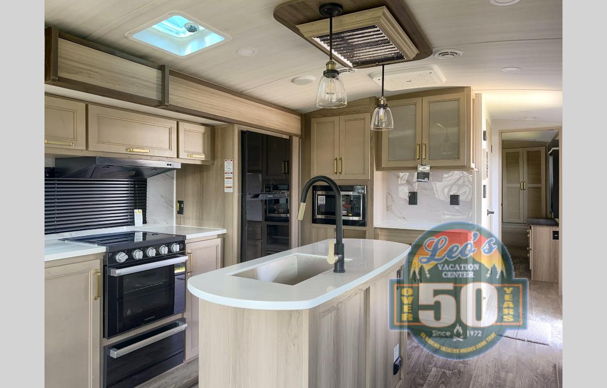 New 2024 Keystone RV Outback 328RL Travel Trailer at Leo’s Vacation ...