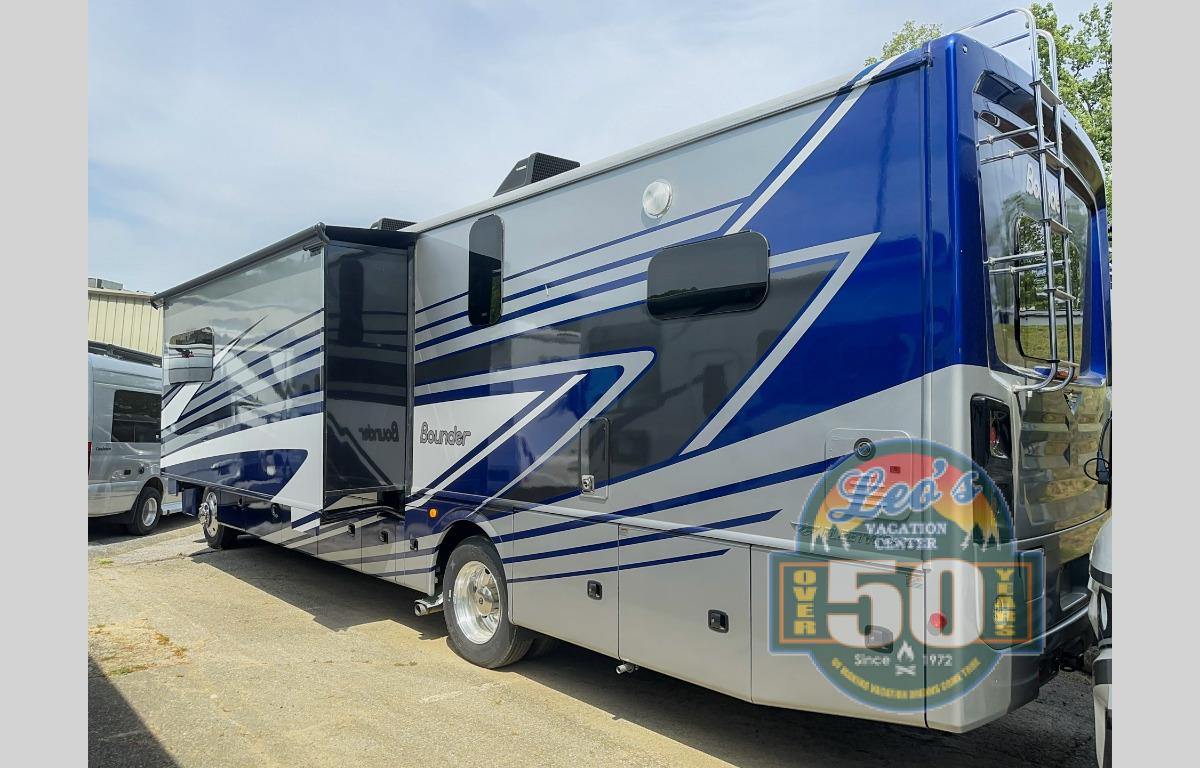 New 2024 Fleetwood RV Bounder 35GL Motor Home Class A at Leo’s Vacation ...