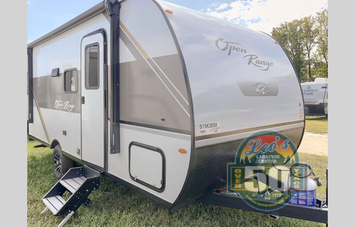 New 2025 Highland Ridge RV Open Range Conventional 19BH Travel Trailer ...
