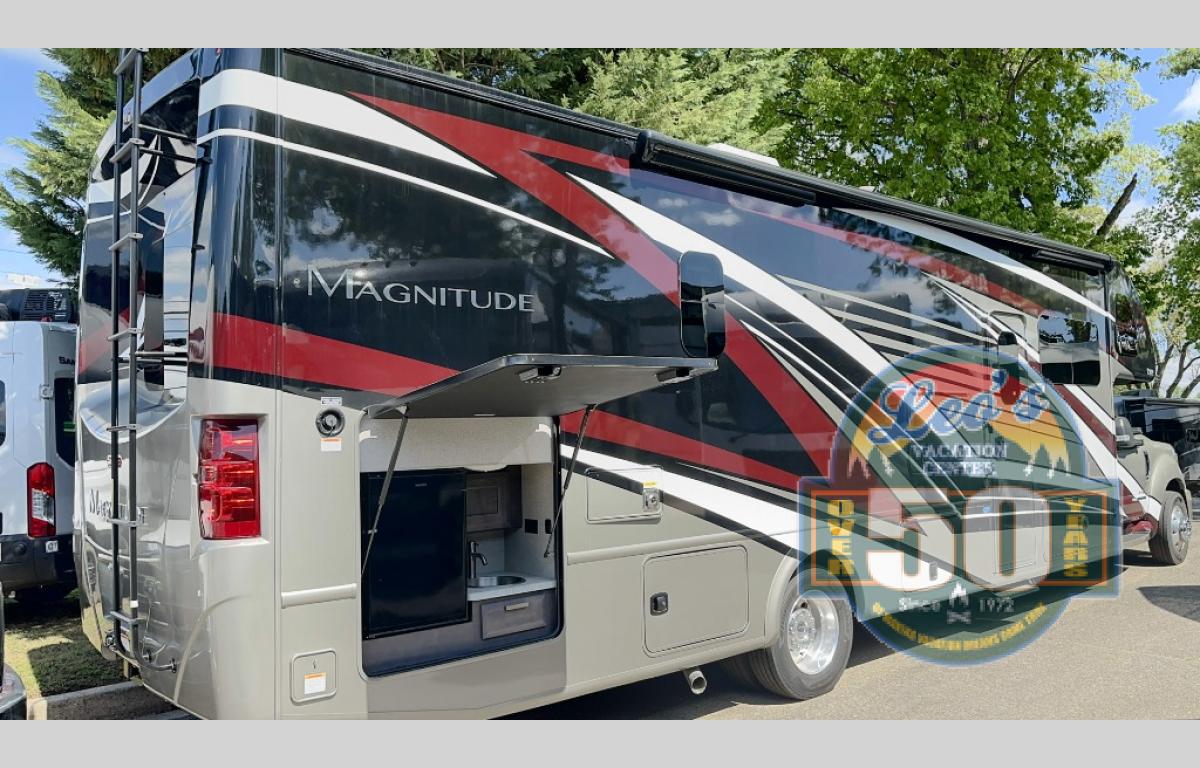 New 2023 Thor Motor Coach Magnitude RS36 Motor Home Super C - Diesel at ...