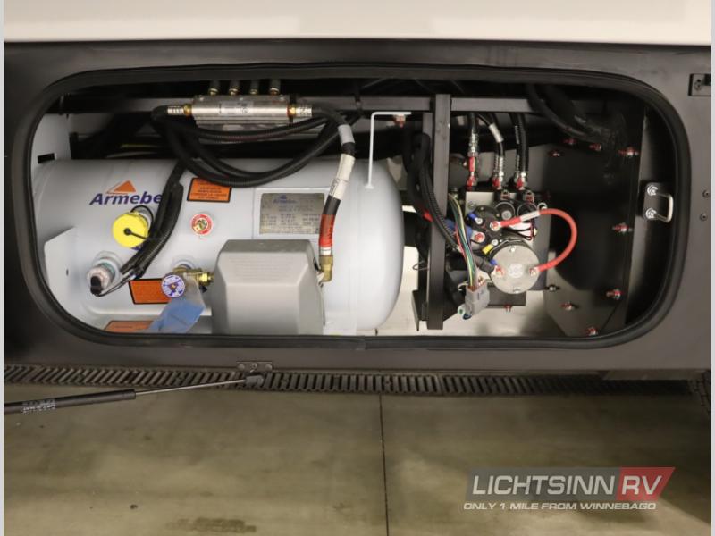 New 2026 Winnebago View 24R Motor Home Class C - Diesel at Lichtsinn RV ...