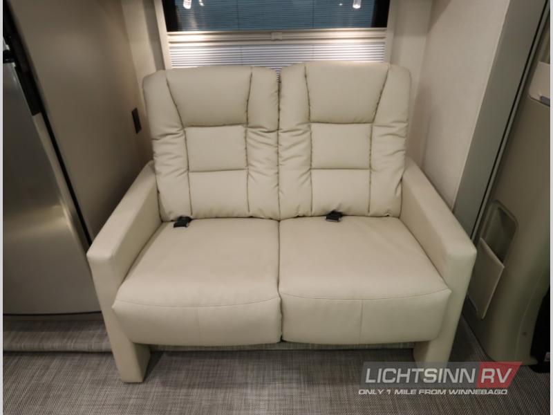 New 2026 Winnebago View 24R Motor Home Class C - Diesel at Lichtsinn RV ...