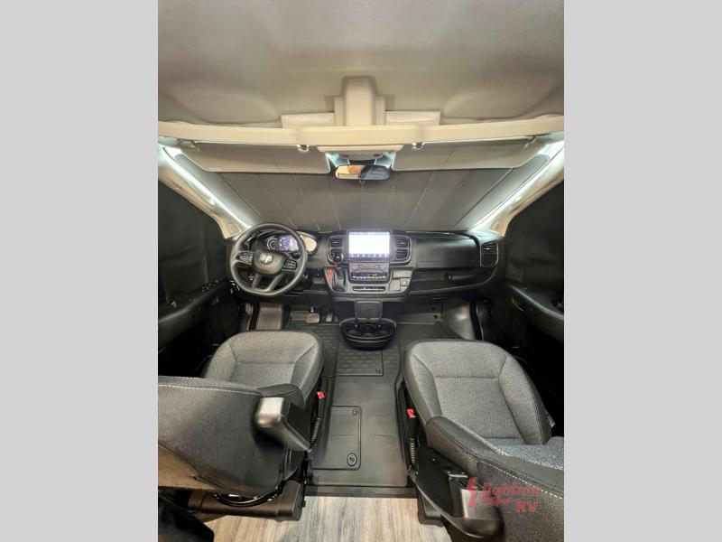 New 2024 Thor Motor Coach Twist 2JB Motor Home Class B at Lightnin RV ...