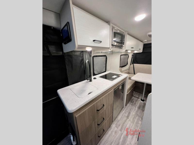 New 2024 Thor Motor Coach Twist 2JB Motor Home Class B at Lightnin RV ...