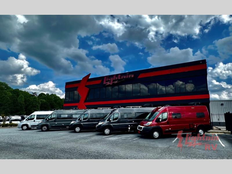 New 2024 Thor Motor Coach Twist 2JB Motor Home Class B at Lightnin RV ...