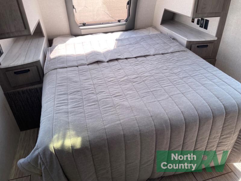 New 2024 Lance Lance Travel Trailers 2255 Travel Trailer at Markquart ...