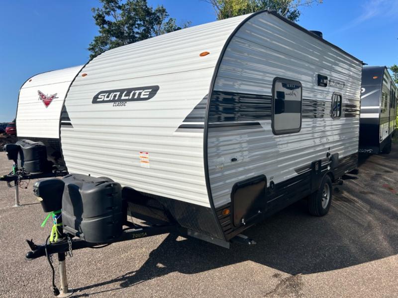 Used 2021 Sunset Park RV Sun-Lite 18RD Travel Trailer at Willies RV ...