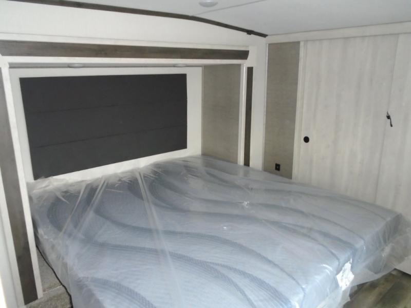 Used 2023 Forest River RV Cardinal RED 36MB Fifth Wheel at Marlette RV ...