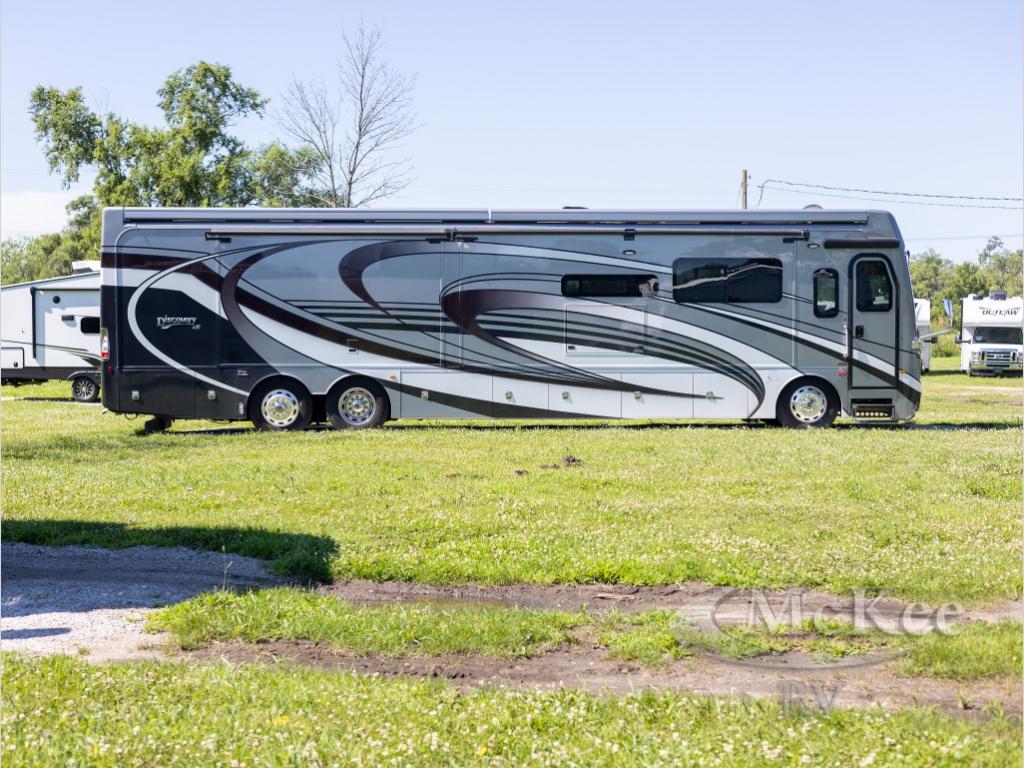 Used 2024 Fleetwood RV Discovery LXE 44B Motor Home Class A - Diesel at ...