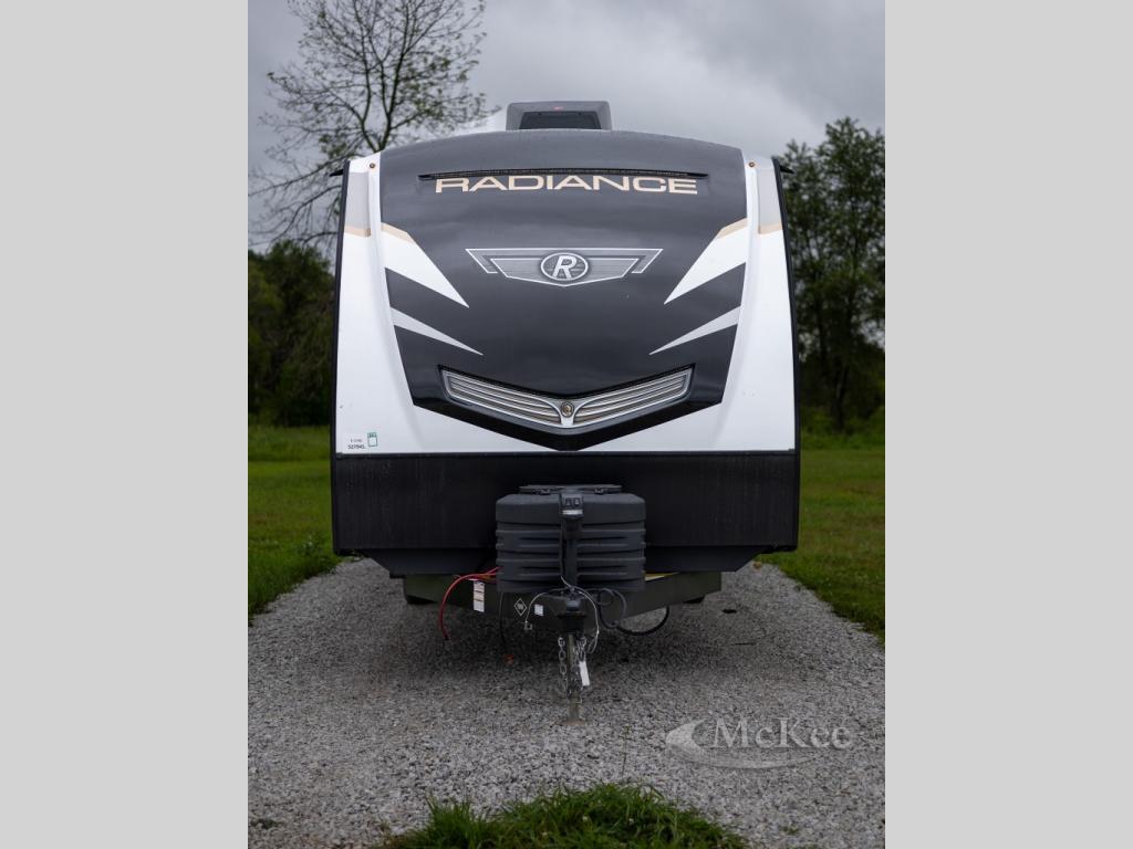 New 2024 Cruiser Radiance Ultra Lite 25RB Travel Trailer at McKee RV ...