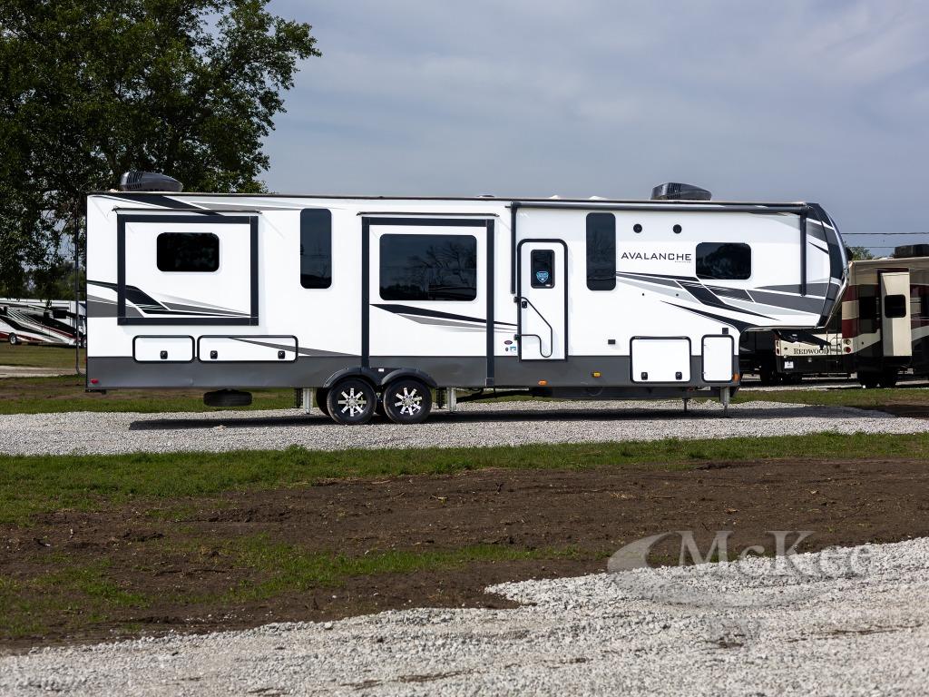 Used 2021 Keystone RV Avalanche 375RD Fifth Wheel at McKee RV | Perry ...