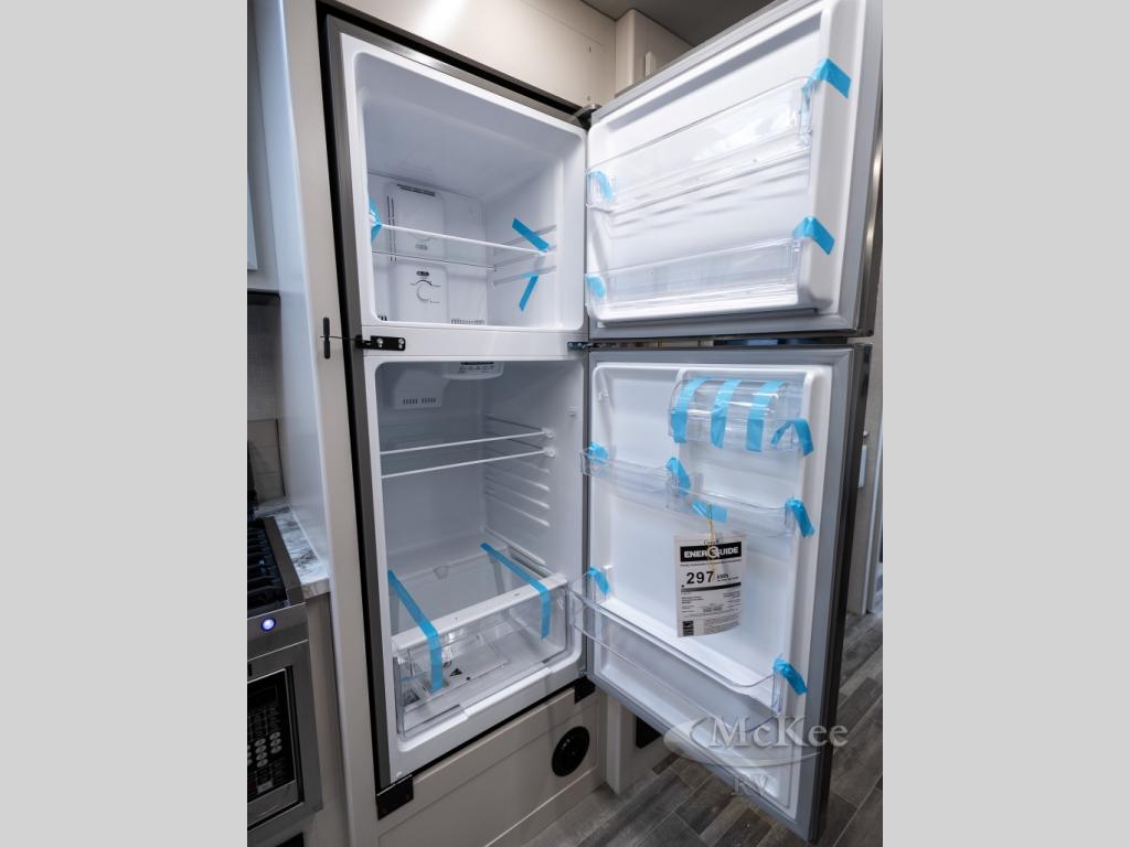 New 2025 Holiday Rambler Incline 27U Motor Home Class C at McKee RV ...