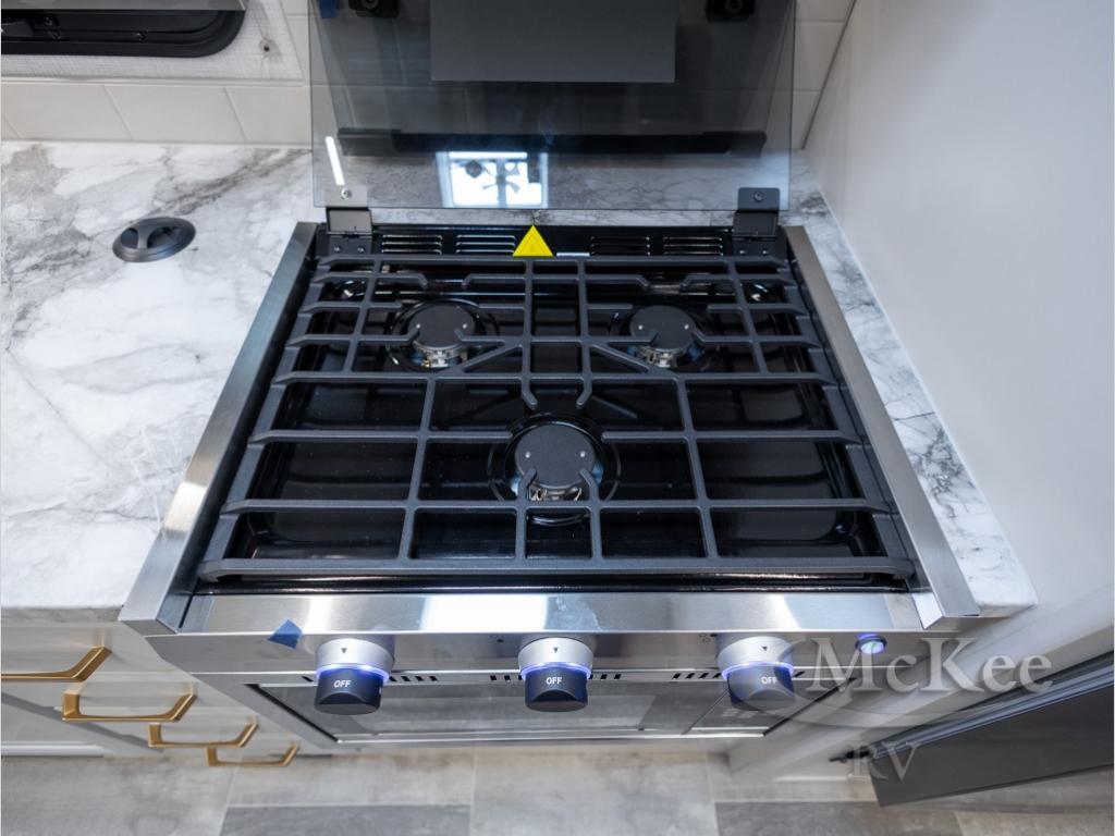 New 2025 Holiday Rambler Incline 27U Motor Home Class C at McKee RV ...