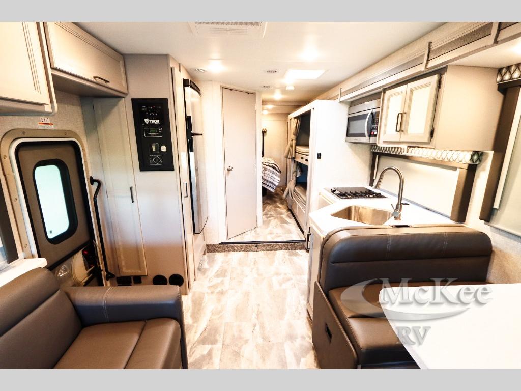 Used 2023 Thor Motor Coach Quantum LF31 Motor Home Class C at McKee RV | Perry, IA | #5263