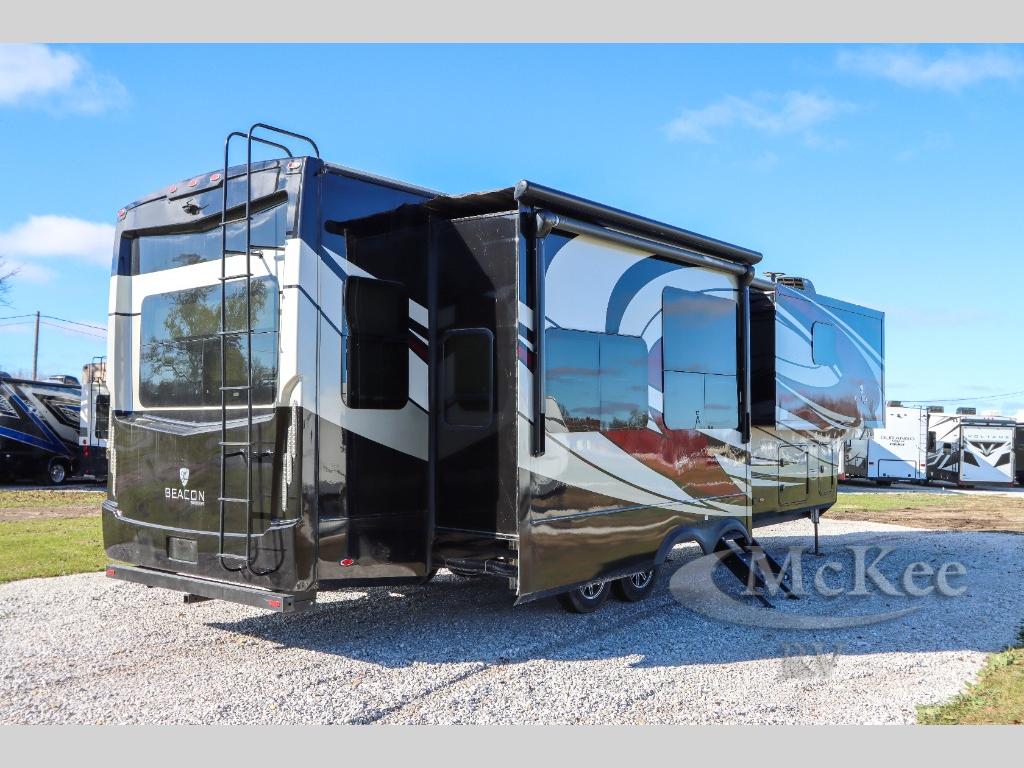 Used 2019 VanLeigh RV Beacon 39FBB Fifth Wheel at McKee RV | Perry, IA ...