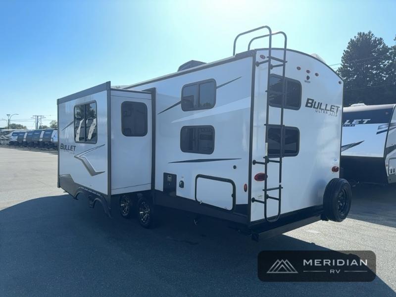 Used 2022 Keystone RV Bullet 250BHSWE Travel Trailer at Meridian RV ...