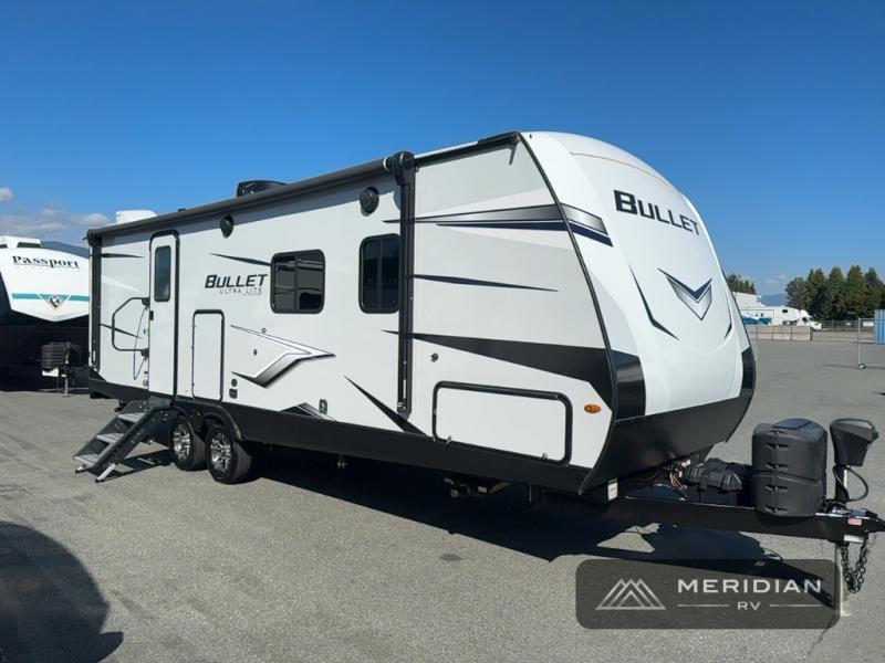 Used 2022 Keystone RV Bullet 250BHSWE Travel Trailer at Meridian RV ...
