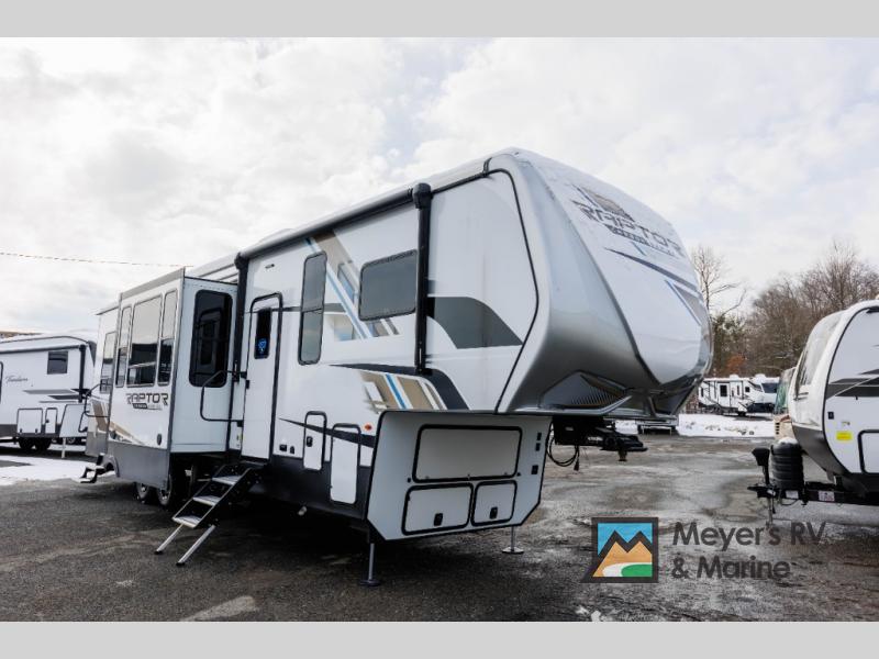 New 2025 Keystone RV Carbon 358 Toy Hauler Fifth Wheel at ...