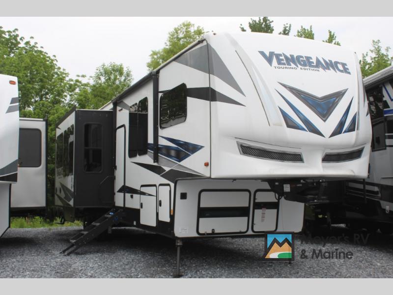 Used 2019 Forest River RV Vengeance Touring Edition 381L12-6 Toy Hauler ...