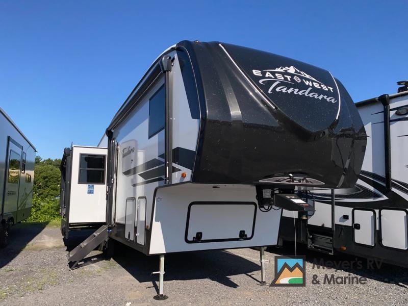 New 2025 EAST TO WEST Tandara 28RL Fifth Wheel at meyersrvsuperstores ...