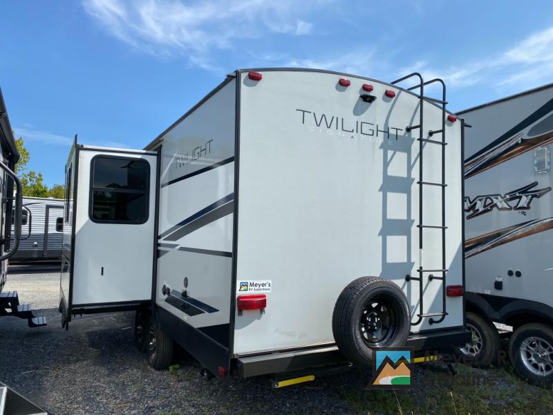 Used 2021 Cruiser Twilight Signature TWS 2100 Travel Trailer at ...