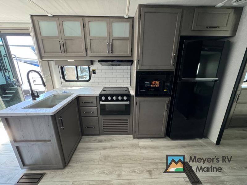 New 2025 Keystone RV Hideout 38DBD Destination Trailer at ...