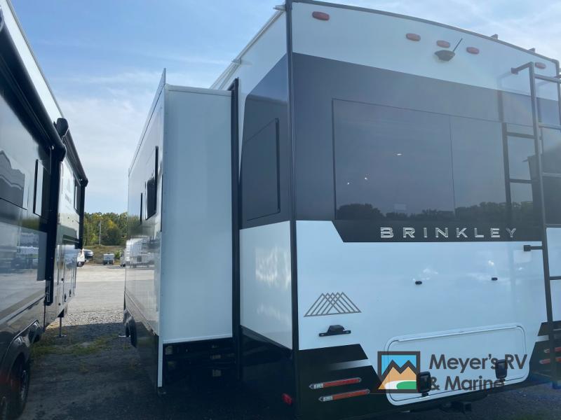 New 2025 Brinkley Model Z 2900 Fifth Wheel at meyersrvsuperstores | Clifton Park, NY | 120316