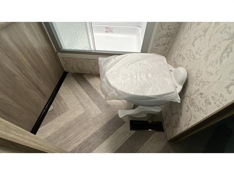 New 2025 Winnebago Adventurer 36Z Motor Home Class A at Michael Hohl RV | Carson City, NV | #W25005