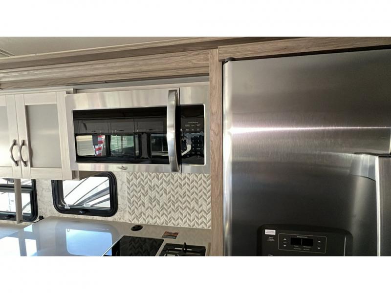 New 2025 Winnebago Adventurer 36Z Motor Home Class A at Michael Hohl RV | Carson City, NV | #W25005