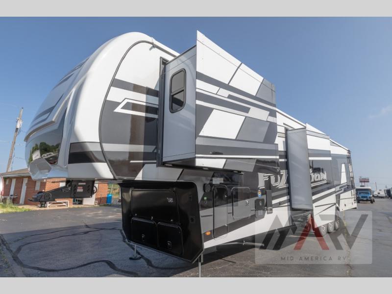 New 2024 Keystone RV Fuzion 419 Toy Hauler Fifth Wheel at Mid America ...