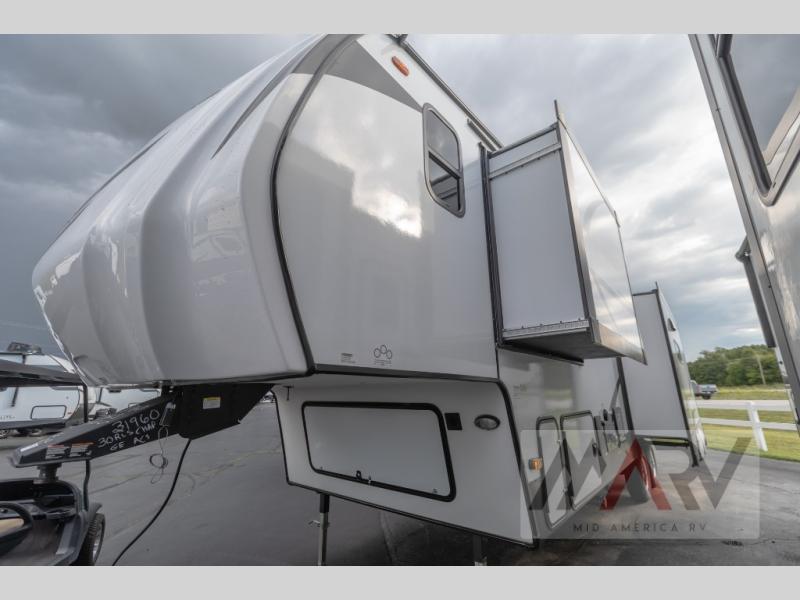 New 2025 Coachmen RV Chaparral Lite 30RLS Fifth Wheel at Mid America RV ...