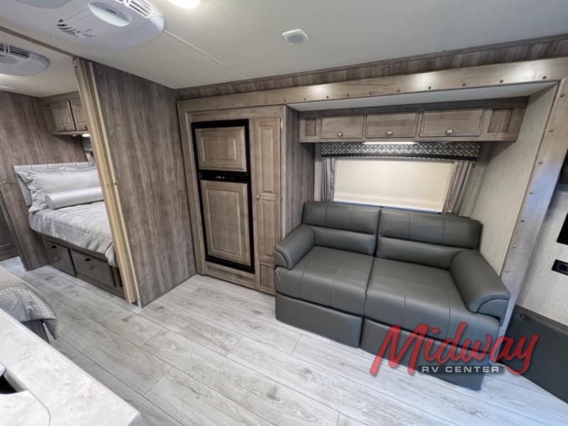 New 2024 Phoenix USA Phoenix Cruiser 2552 Motor Home Class B+ at Midway ...