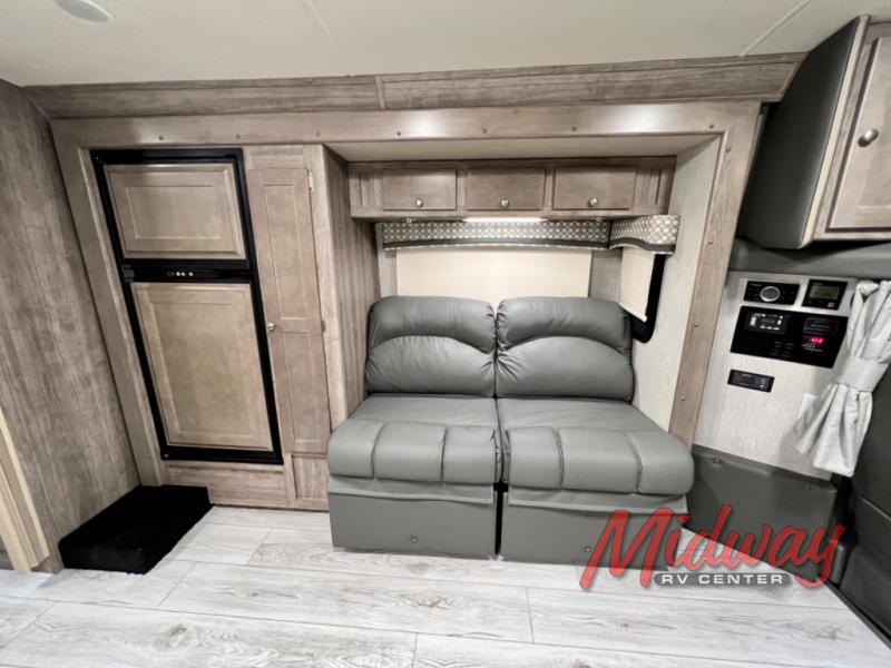 Used 2023 Phoenix USA Phoenix Cruiser 2351D Motor Home Class B+ at ...