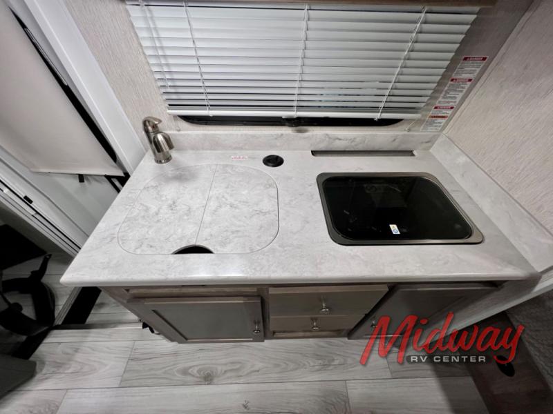 Used 2023 Phoenix USA Phoenix Cruiser 2351D Motor Home Class B+ at ...