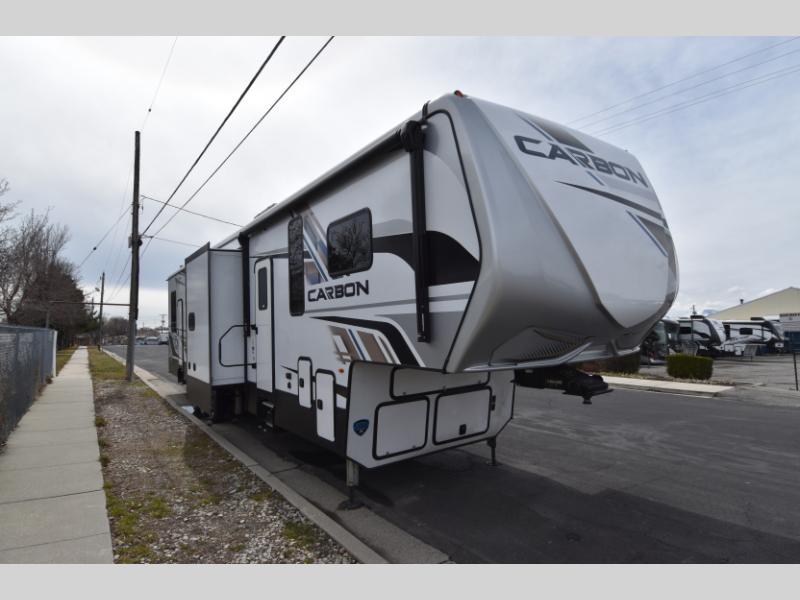 New 2023 Keystone RV Carbon 418 Toy Hauler Fifth Wheel at Motor ...