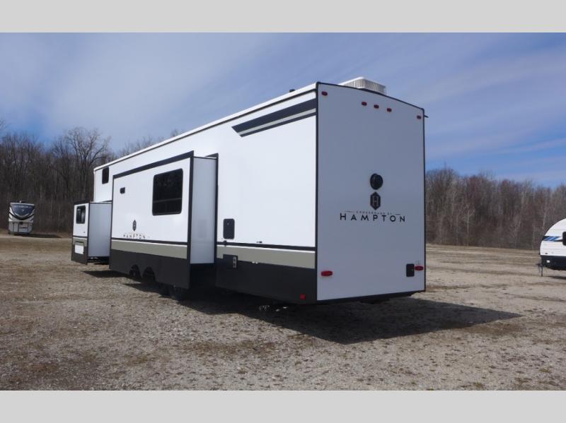 New 2024 CrossRoads RV Hampton HP390PVL Destination Trailer at National ...