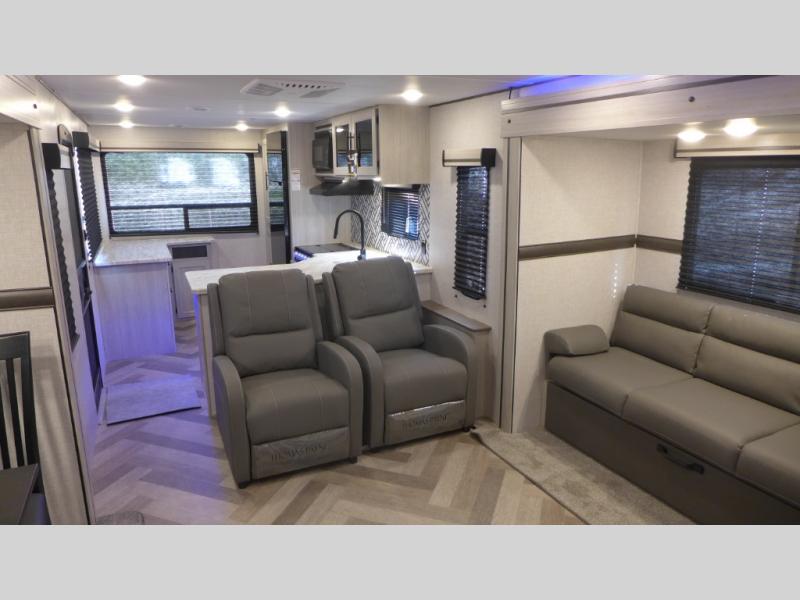 New 2023 CrossRoads RV Zinger 341RK Travel Trailer at National RV ...