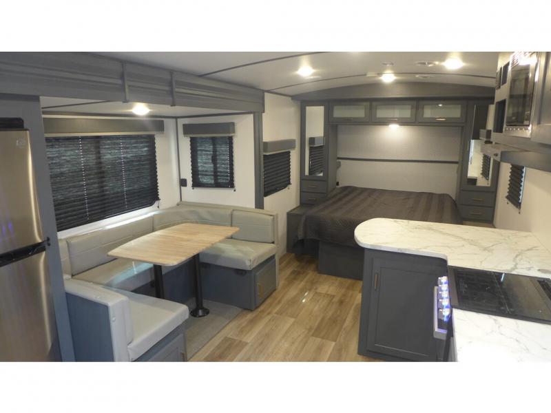 New 2022 Keystone RV Bullet 221RBS Travel Trailer at National RV ...