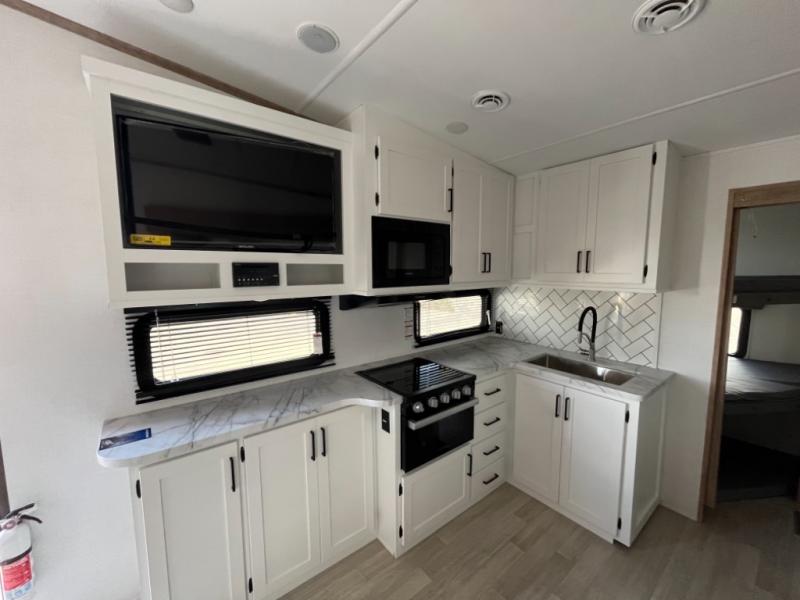 New 2025 Keystone RV Arcadia Select 27SBH Fifth Wheel at Nature & Me RV ...