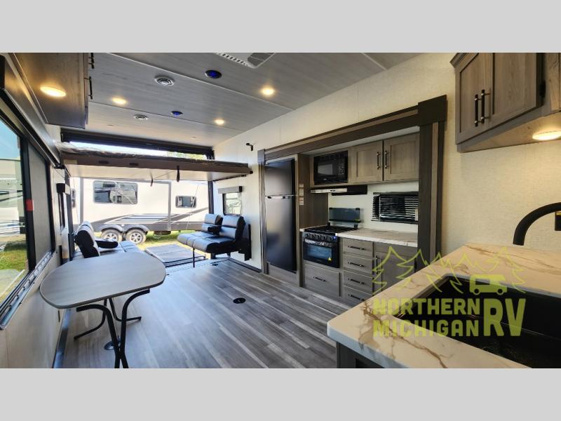 New 2025 Keystone RV Raptor Carbon Series 30WFO Toy Hauler Travel ...