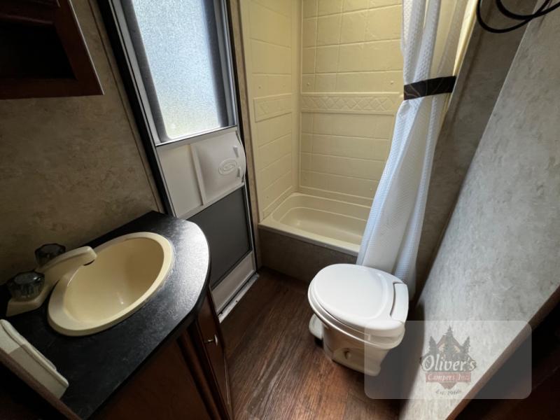 Used 2014 Keystone RV Bullet 281BHS Travel Trailer at Oliver's Campers ...