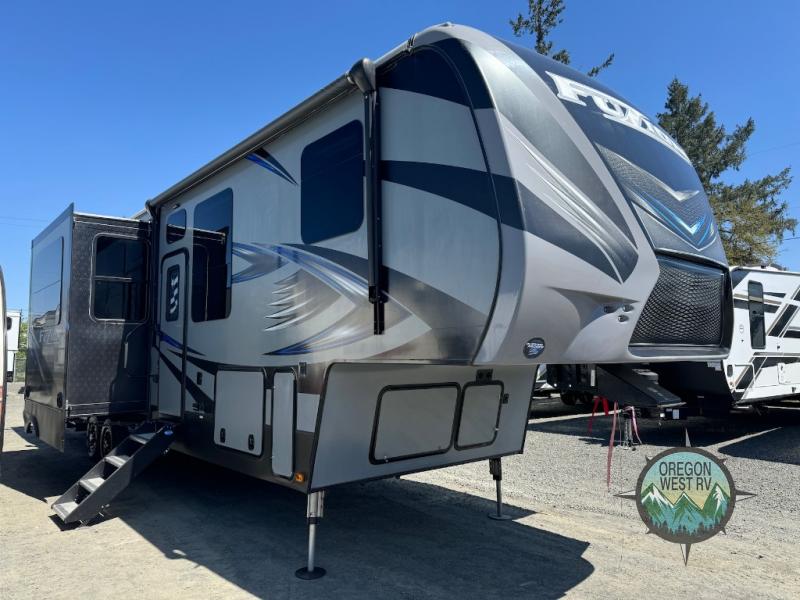 Used 2017 Keystone RV Fuzion 371 Toy Hauler Fifth Wheel at Oregon West ...