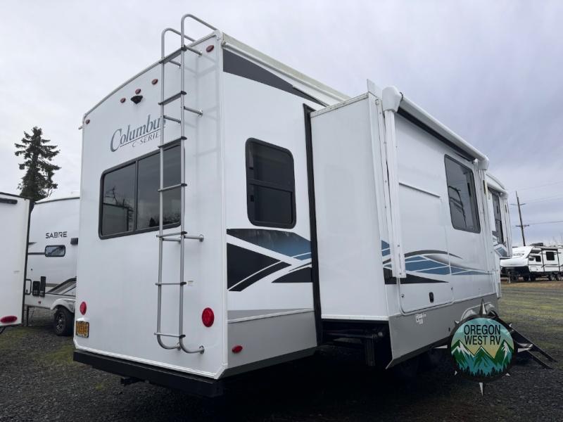 Used 2022 Palomino Columbus C-Series 298RLC Fifth Wheel at Oregon West ...