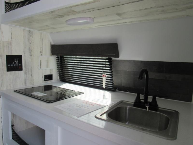 New 2024 Modern Buggy RV Little Buggy BB125 Travel Trailer at Pete's RV ...