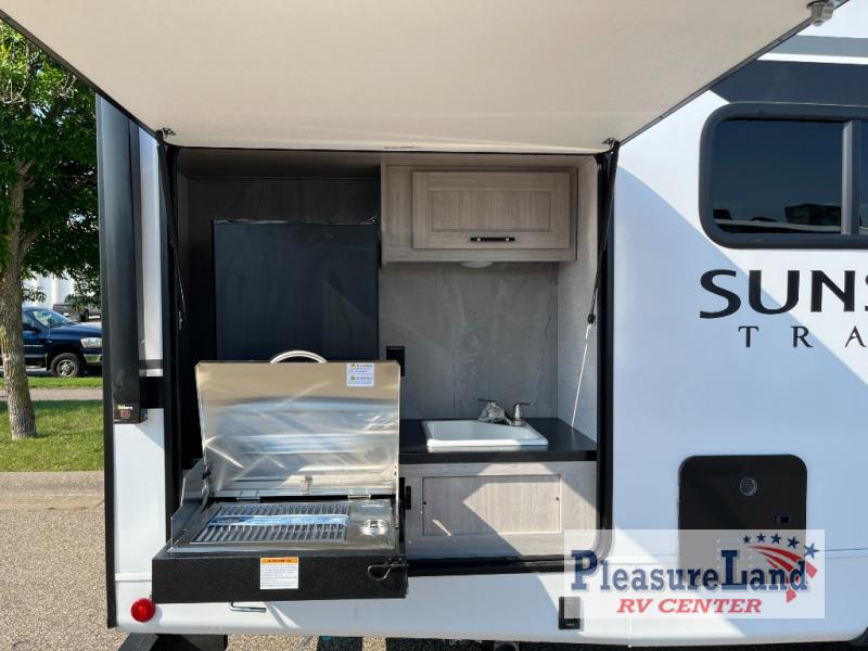 New 2025 CrossRoads RV Sunset Trail 253RB Travel Trailer at ...