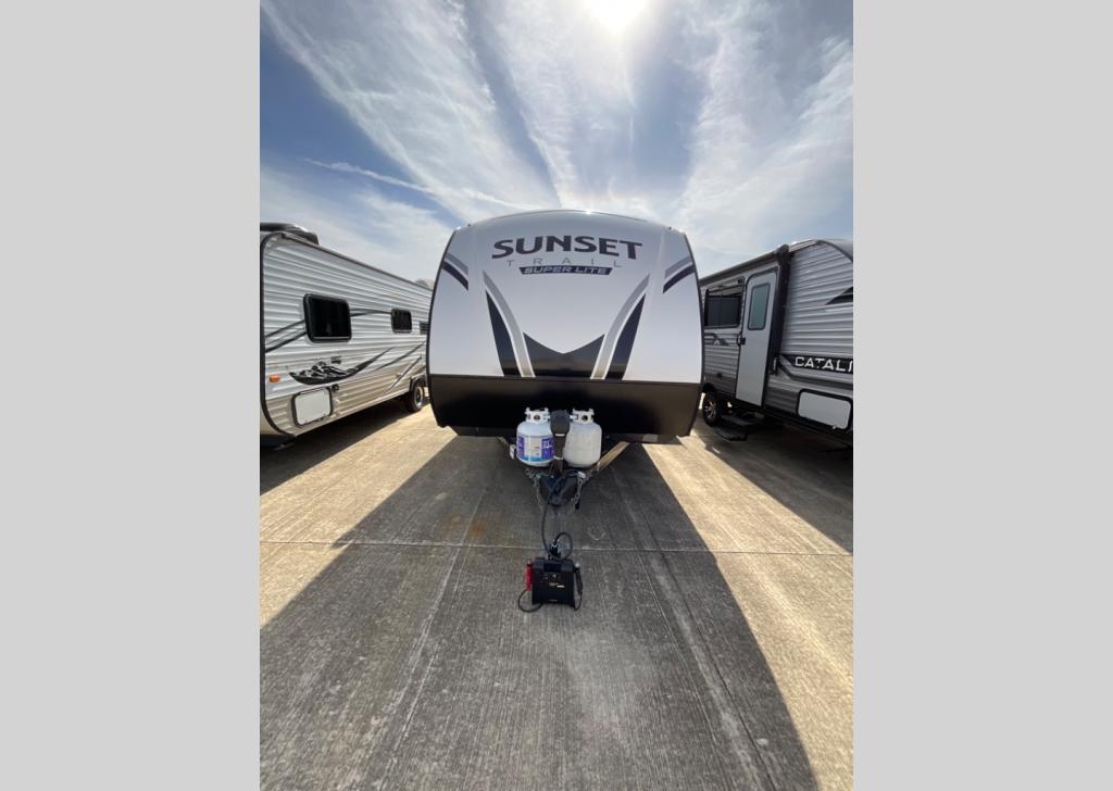 Used 2022 CrossRoads RV Sunset Trail SS268RL Travel Trailer at Pontiac ...